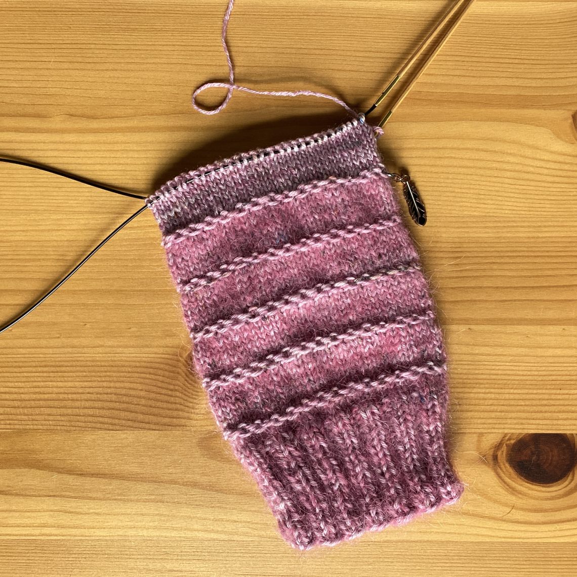 The yo-yo (boomerang) sock heel – Heathland Knits
